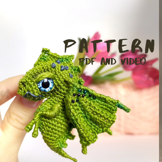 Dragon brooch crochet pattern