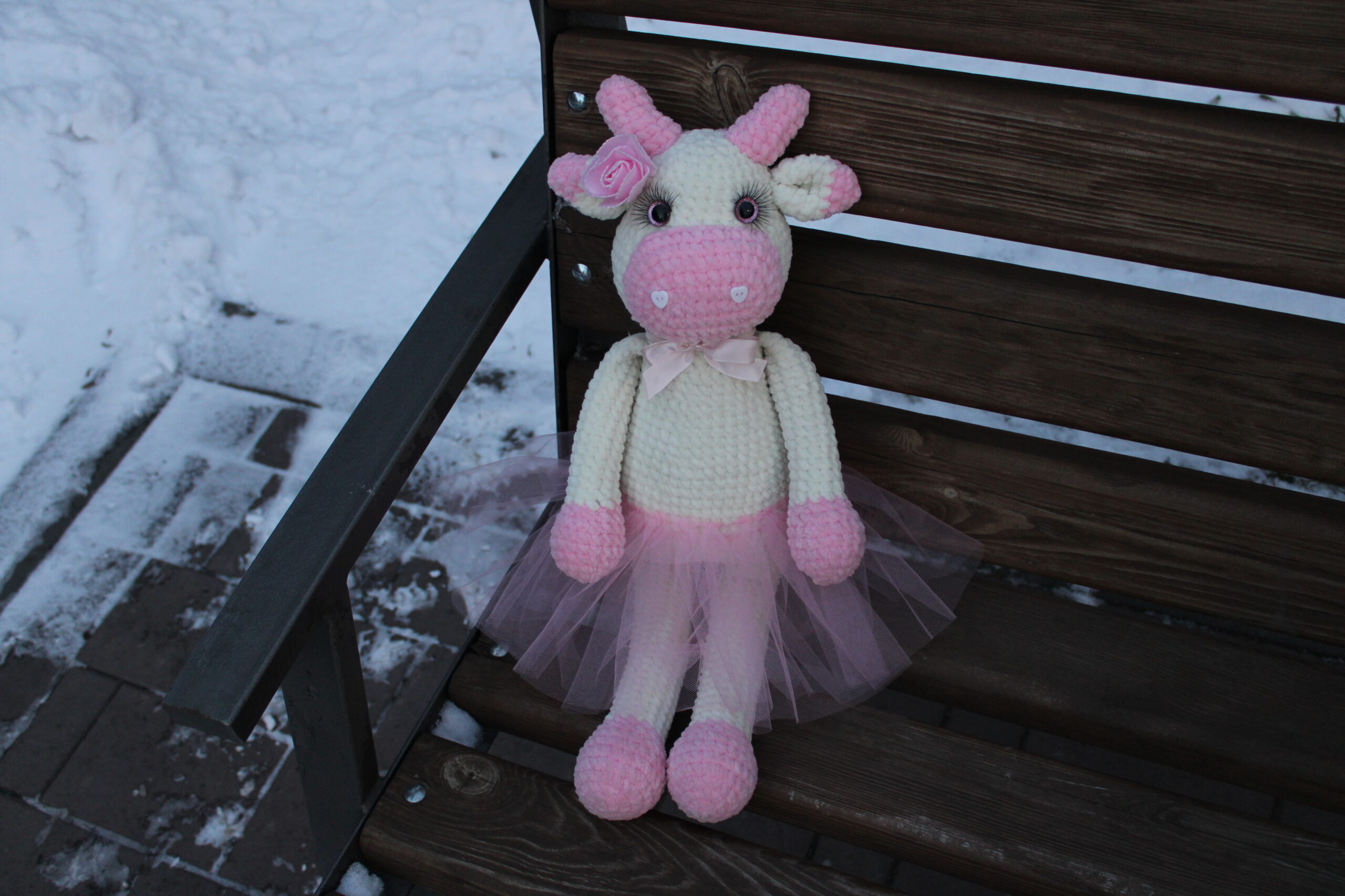 Pattern crochet cow Jessica - DailyDoll Shop