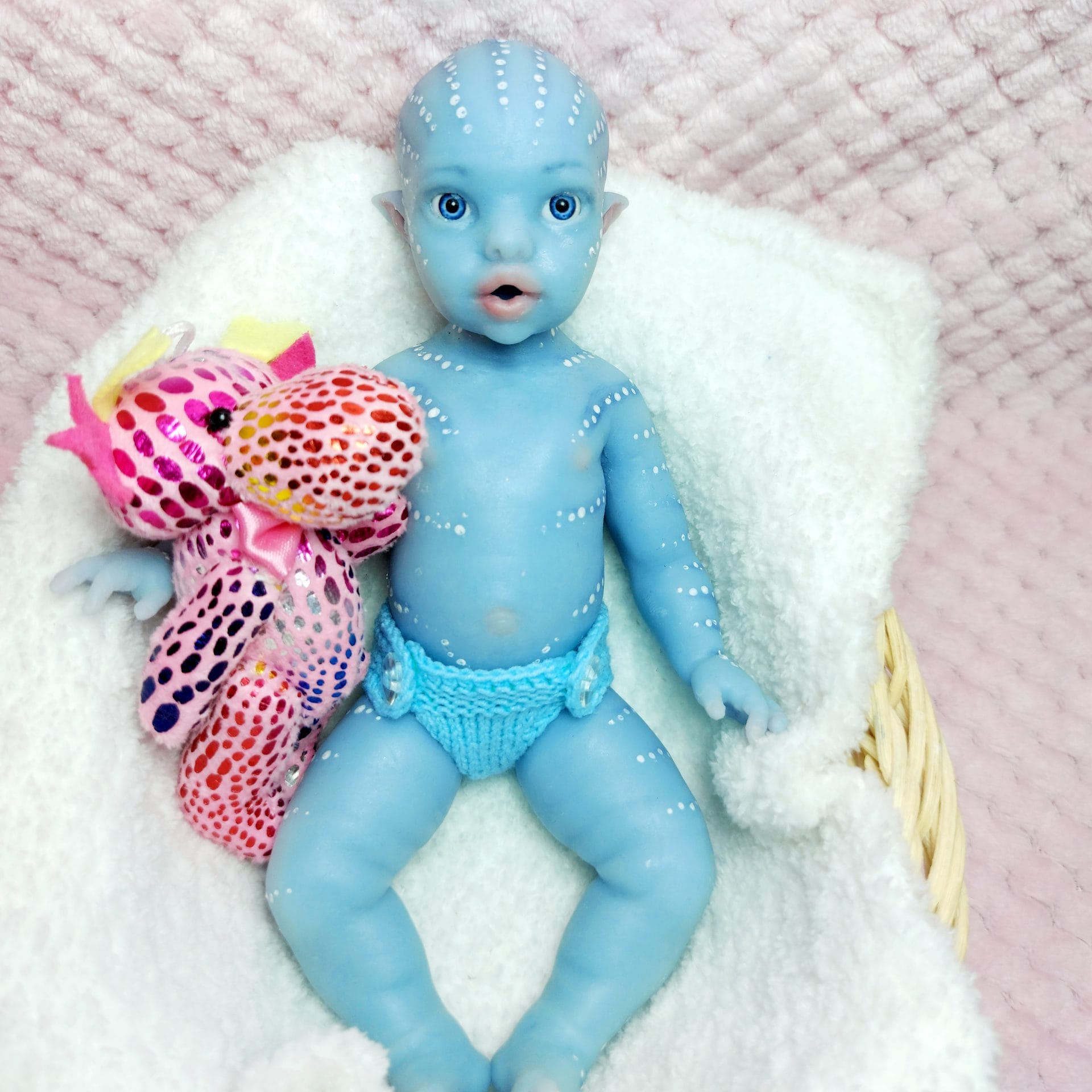 Amazing Silicone Doll Girl Avatar 9 Inches